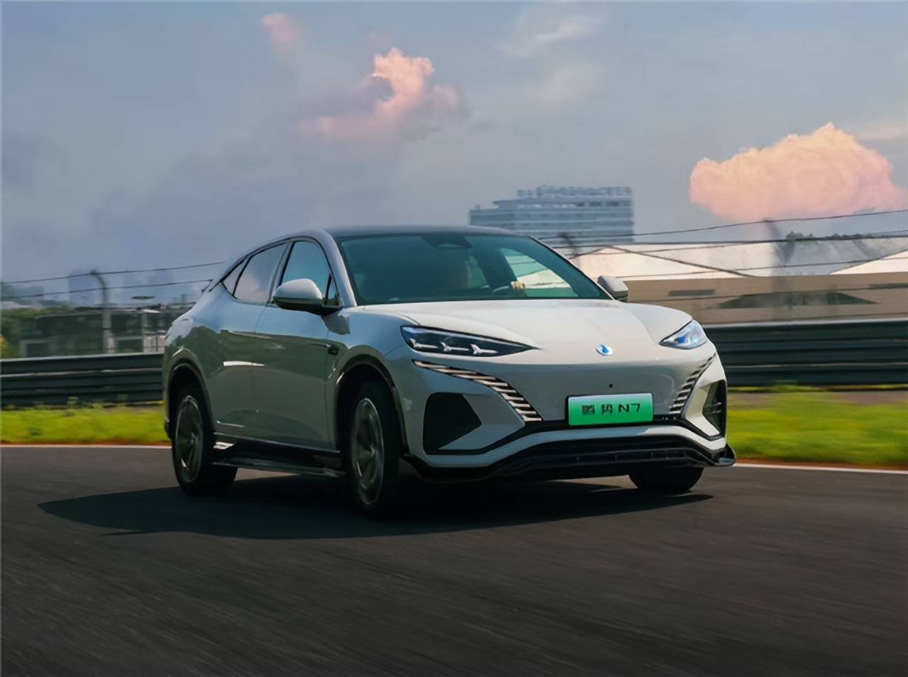 与极氪001、腾势N7比拼，蔚来ET5旅行版为何放低姿态？_搜狐汽车_搜狐网