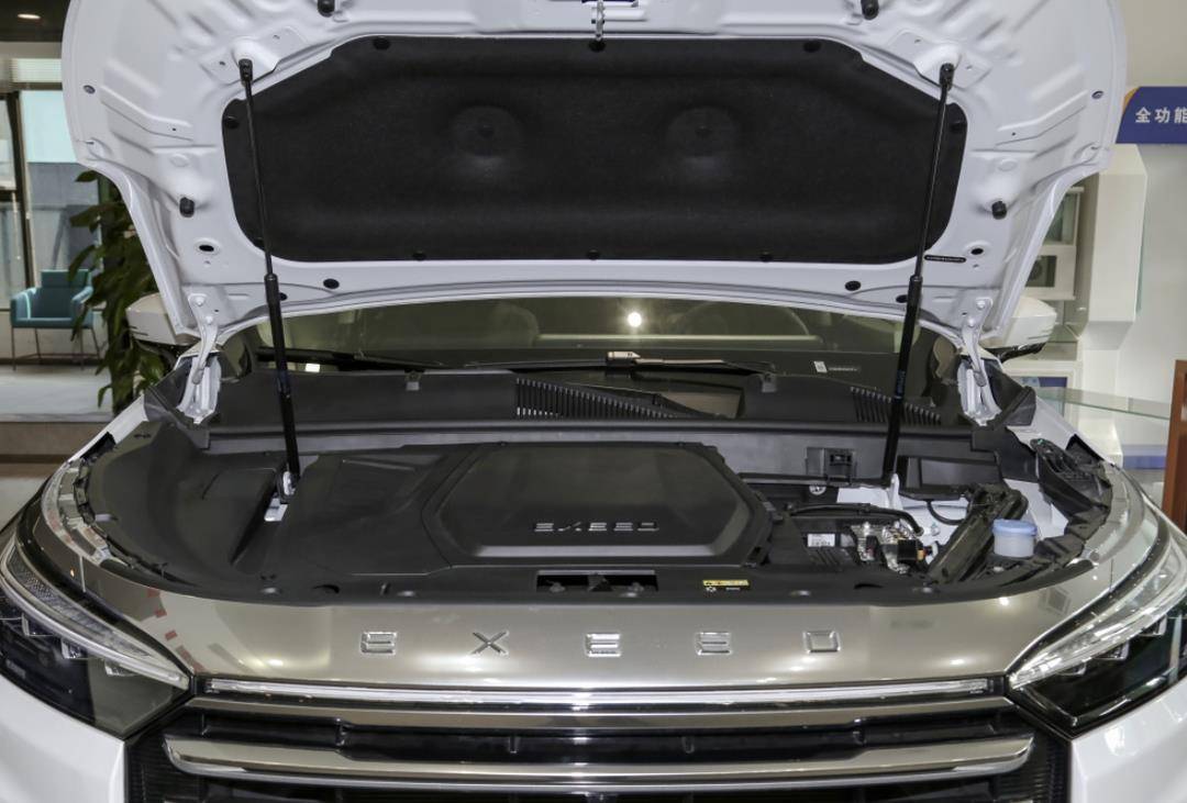 奇瑞拽了，新中型SUV换2.0T，261马力，400牛米_搜狐汽车_搜狐网