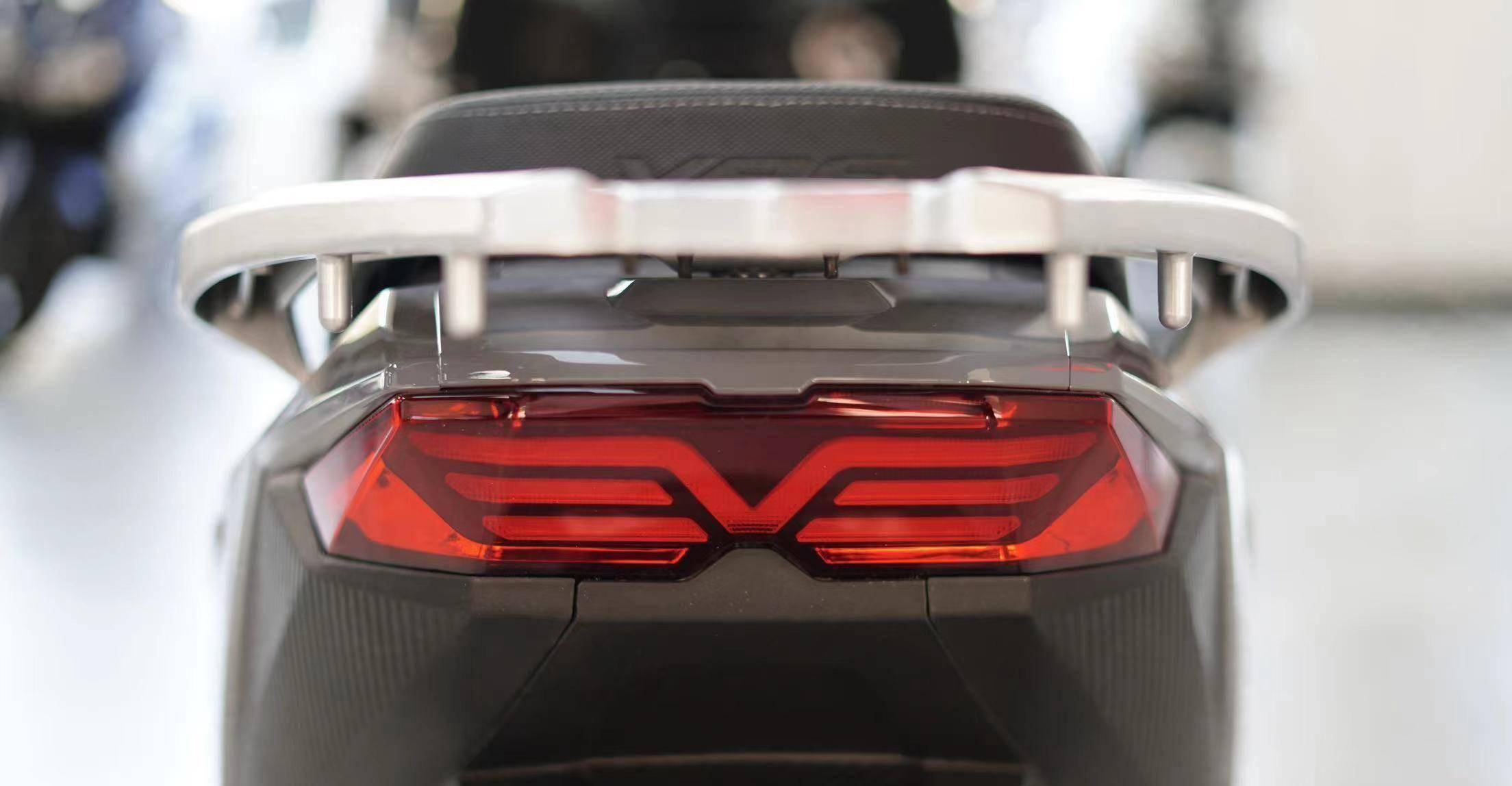 售价9999元，23款大阳VPS125极致版发布-超越极限的性能与配置_搜狐汽车_搜狐网