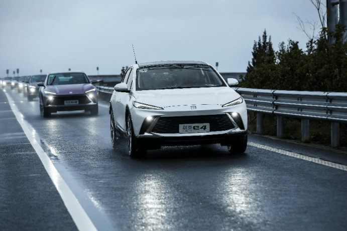 纯电轿跑SUV？别克ELECTRA E4有意思！_搜狐汽车_搜狐网