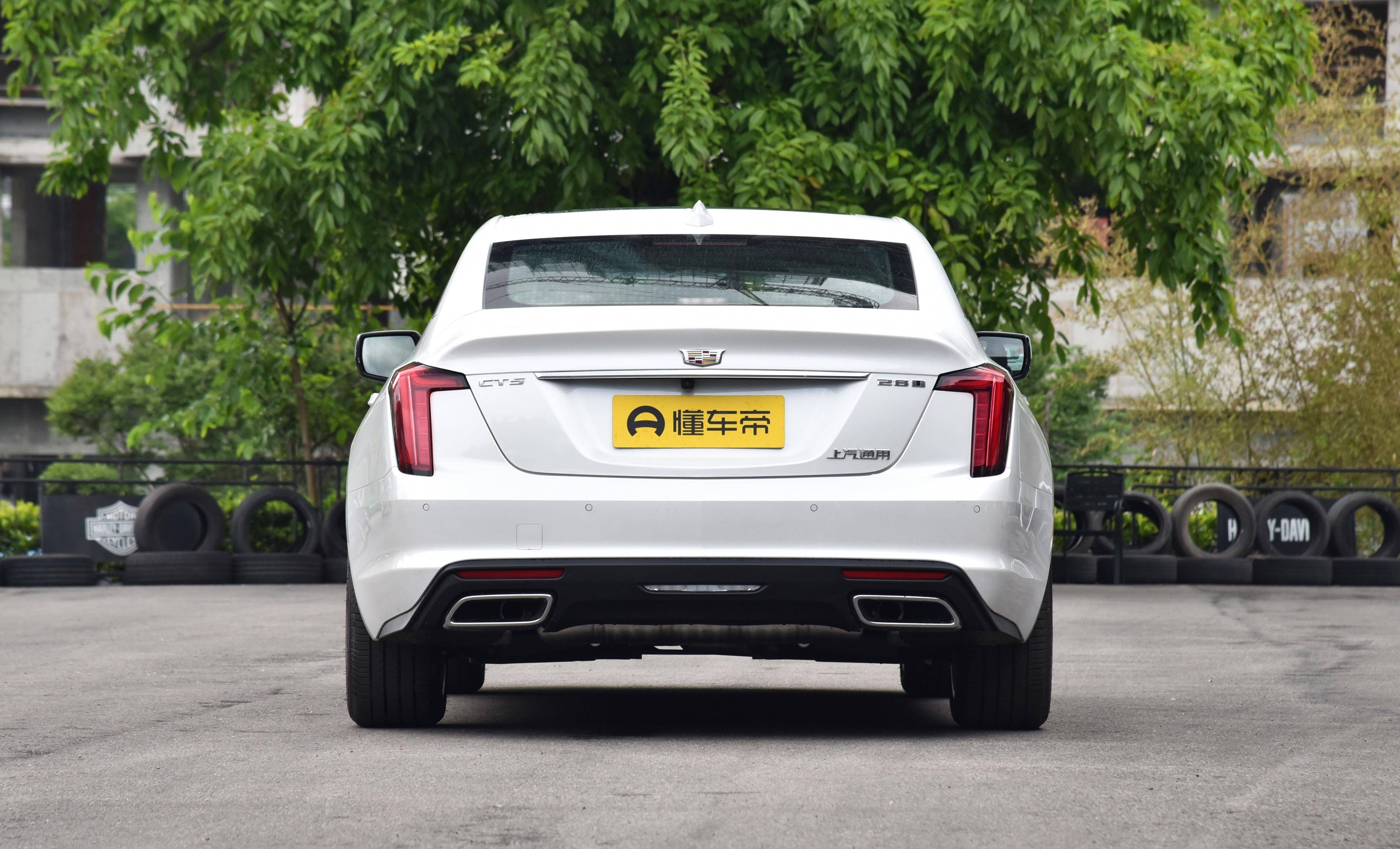 30万预算买豪华品牌轿车，你选宝马i3，还是凯迪拉克CT5？_搜狐汽车_搜狐网