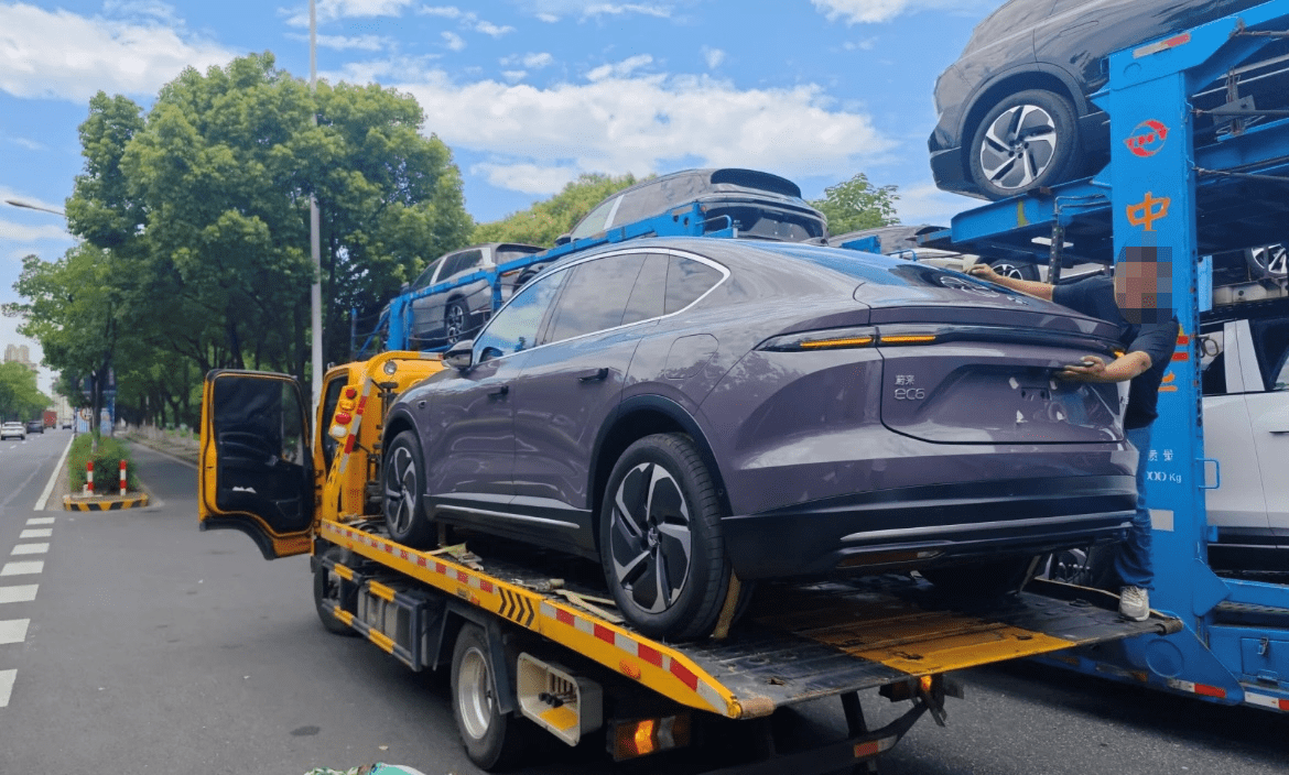 全新蔚来EC6实车曝光，配489马力+630km续航，或降至35.8万起？_搜狐汽车_搜狐网