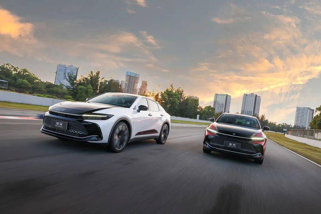 谁在2023年买皇冠SportCross？_搜狐汽车_搜狐网