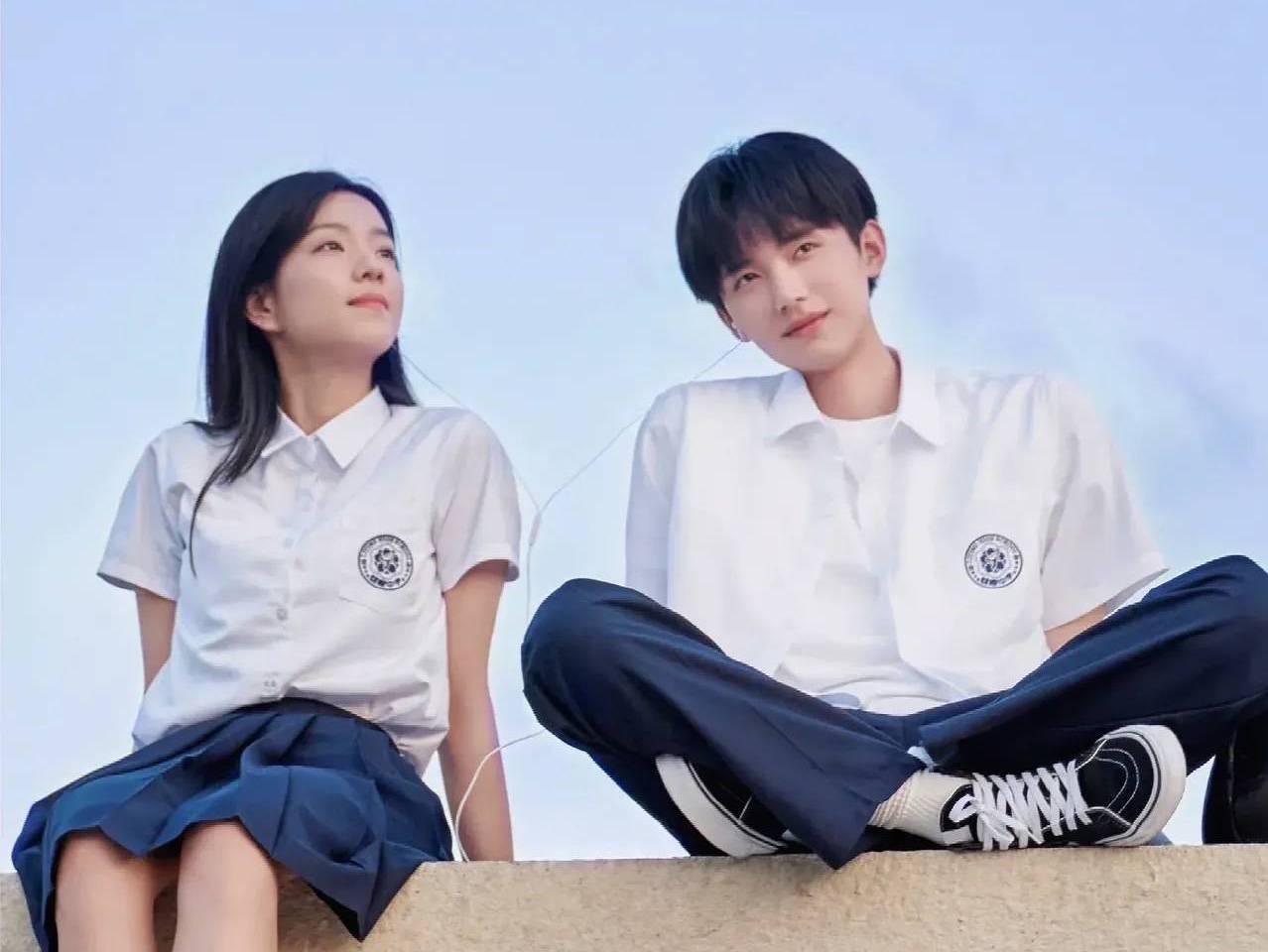 白日梦我终于开播啦！集美们，赶紧冲啊！_周翊然_林语惊_小说