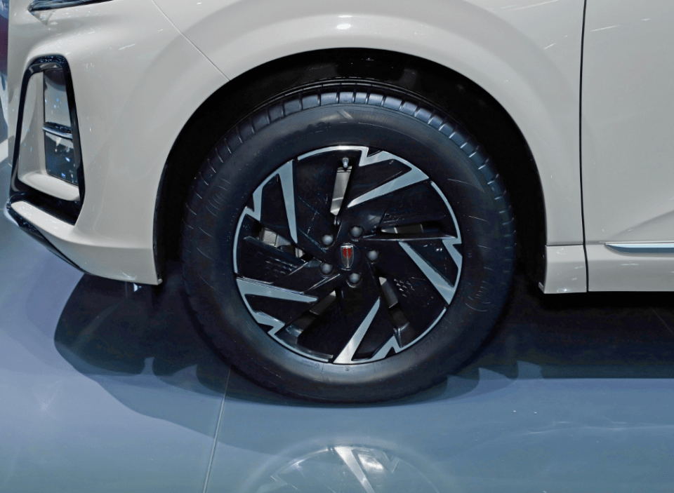 红旗全新HS3将上市！比本田CR-V犀利，2.0T+四驱，预定爆款的节奏_搜狐汽车_搜狐网