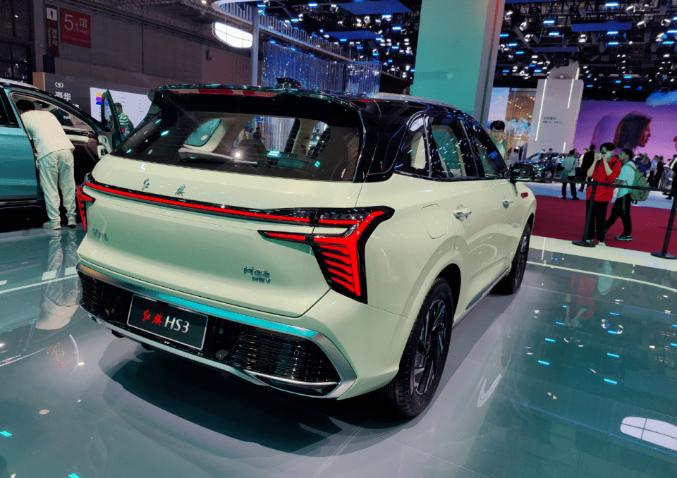 红旗全新HS3将上市！比本田CR-V犀利，2.0T+四驱，预定爆款的节奏_搜狐汽车_搜狐网