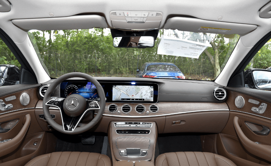 2.0T＋10AT+33英寸大屏，新CT6不到36万起，越降价越没人买？_搜狐汽车_搜狐网