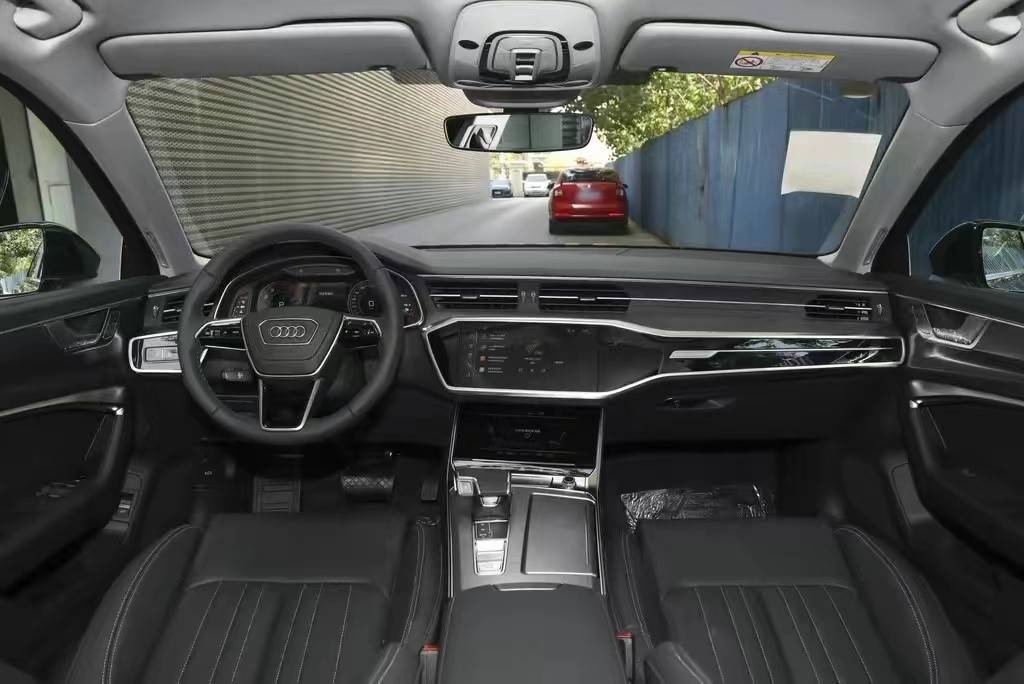 奥迪也发狠了，A6L一口气就降7万多，入门2.0T轴距超3米，比5系香_搜狐汽车_搜狐网