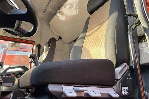 六边形战士！解放青汽 JH5-480 NG牵引车重磅升级 | 卡车之友网_搜狐汽车_搜狐网