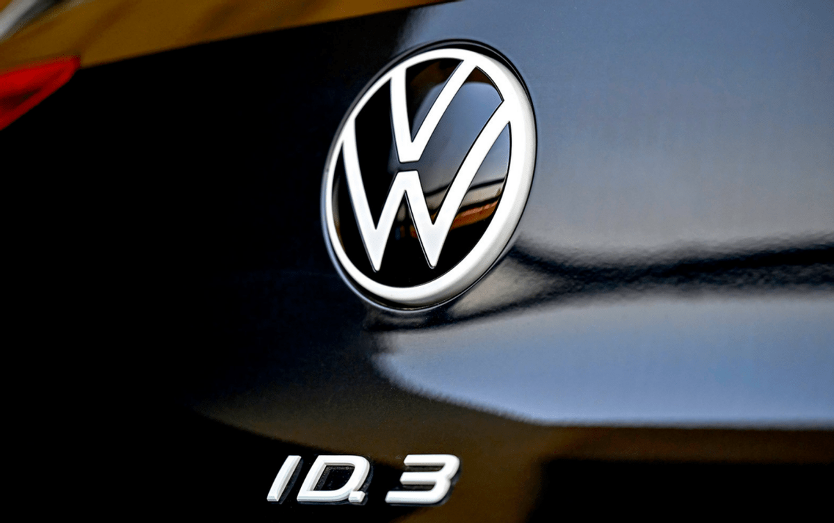 比亚迪海豚要服软？12万级别最强选手发力，12.59万的上汽大众ID.3_搜狐汽车_搜狐网