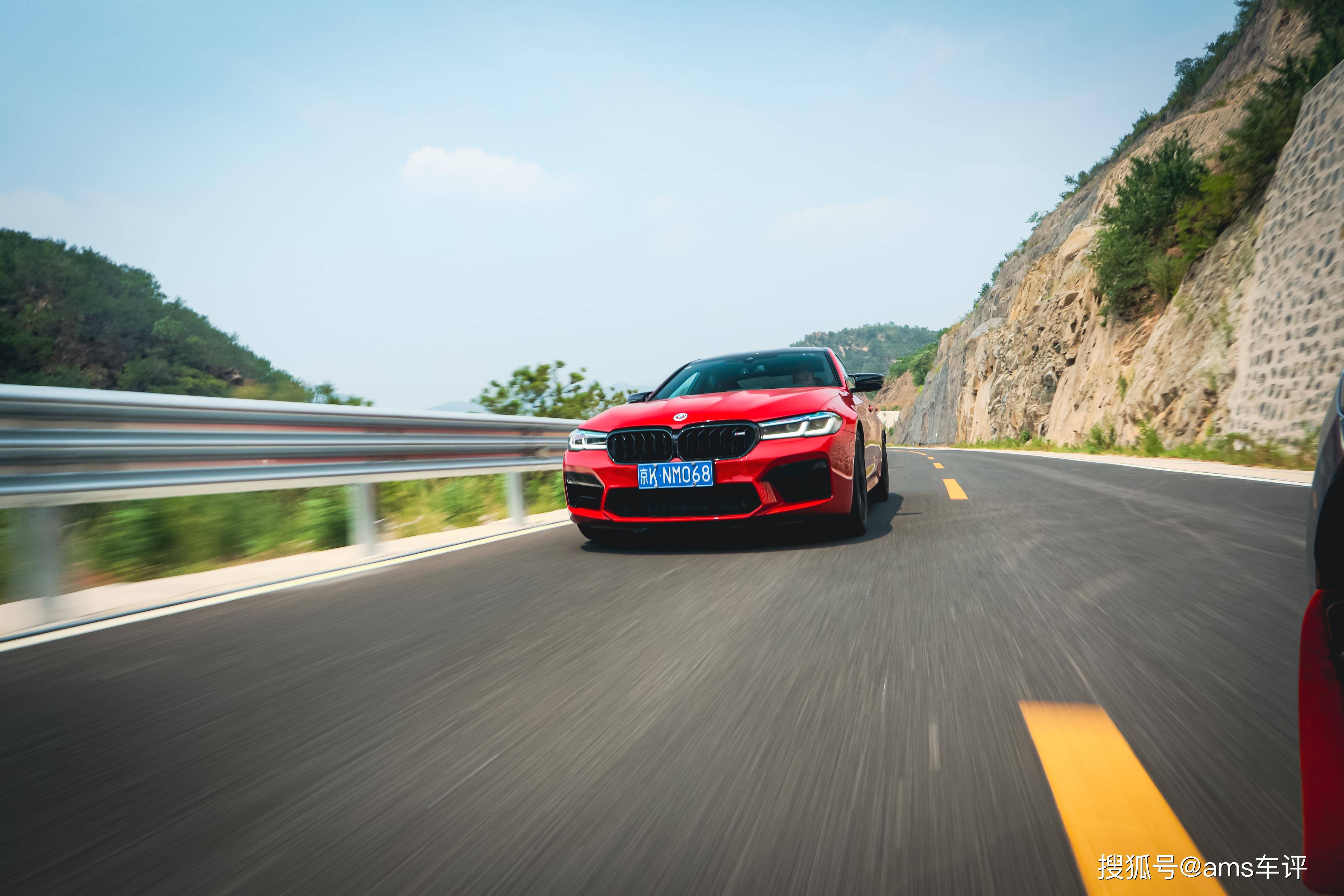 宝马M5：机械狂想曲_搜狐汽车_搜狐网