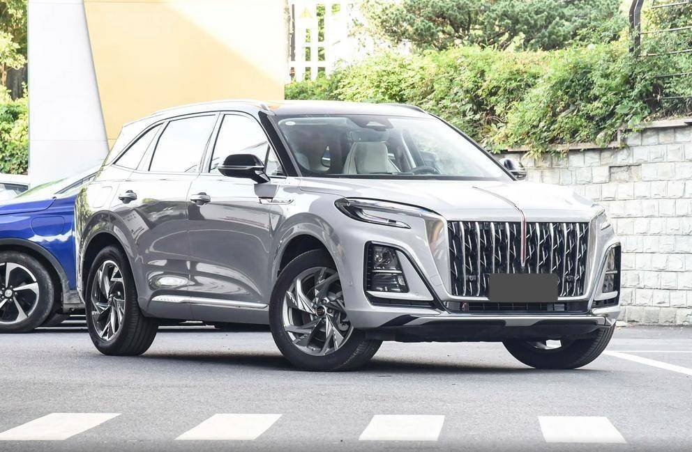 比奥迪Q2L价格便宜，配置还高，有什么理由不选红旗HS3？_搜狐汽车_搜狐网