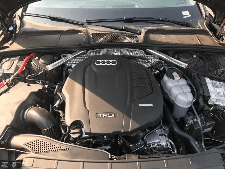 奥迪A4L实力依旧， 价格下调7.94万元，下半年销量如何？_搜狐汽车_搜狐网