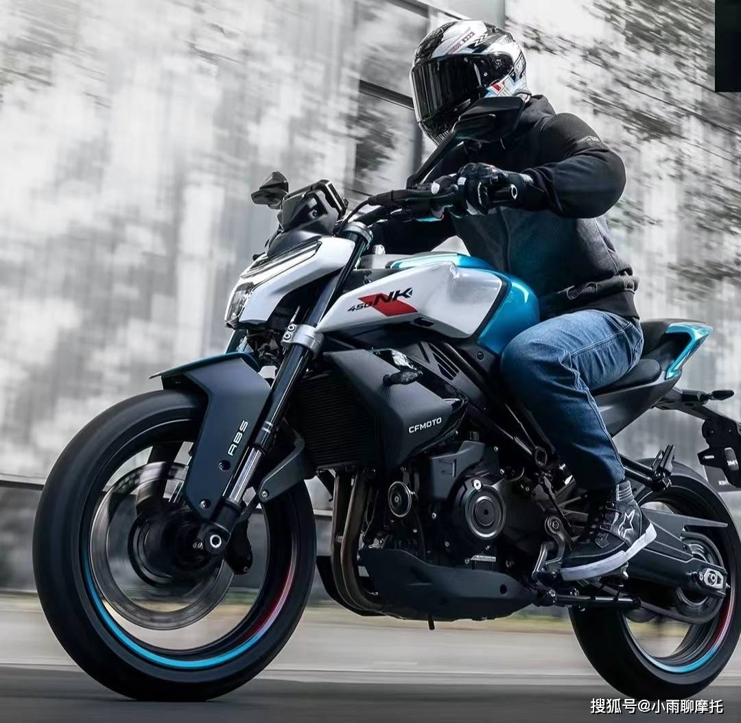 同样是街车，27880元的春风450NK和38500元的本田CB400F如何选？_搜狐汽车_搜狐网