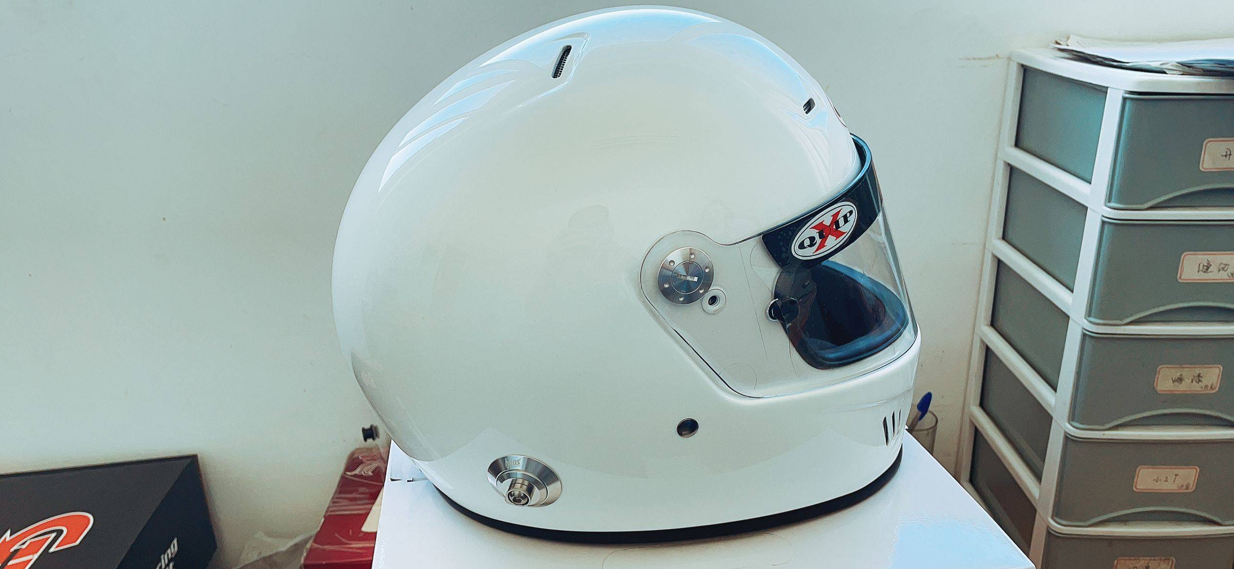 头盔认证科普，学会保护自己的速度梦，FIA8859& SNELL SA_搜狐汽车_搜狐网