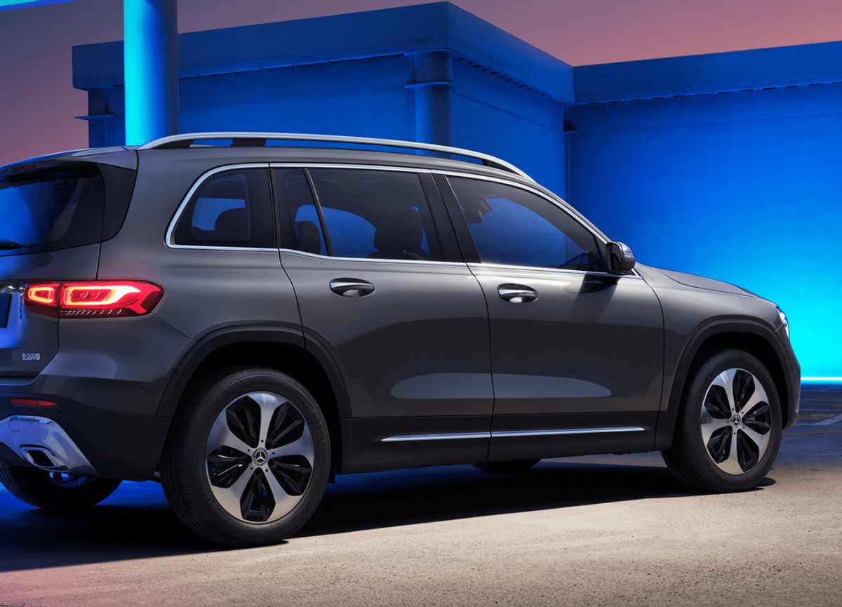 买旧不买新？30万预算，新奔驰GLB对比二手奔驰GLC，谁更值得入手_搜狐汽车_搜狐网