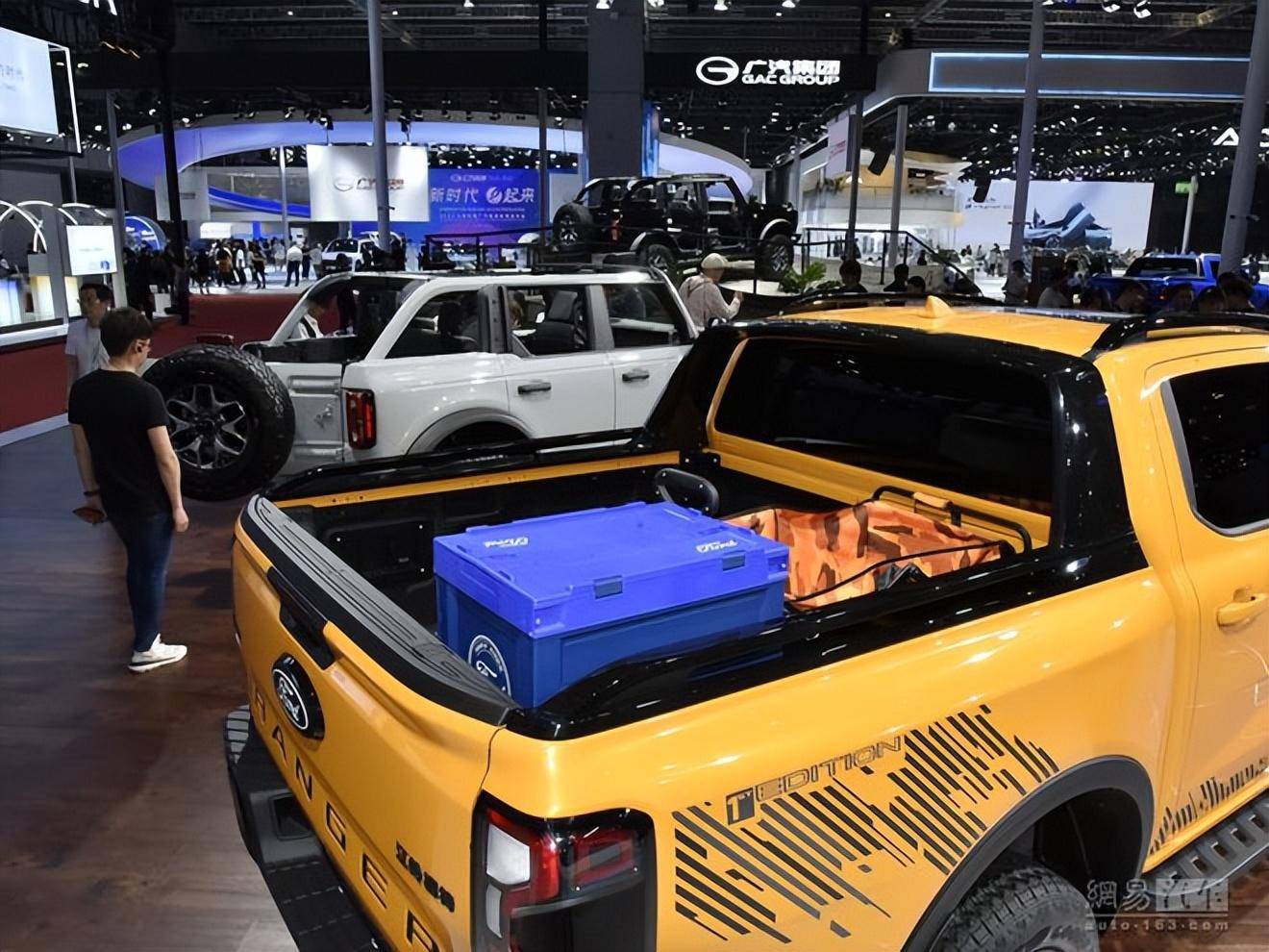 福特Ranger首发版 标配前后锁+AT胎+涉水喉_搜狐汽车_搜狐网