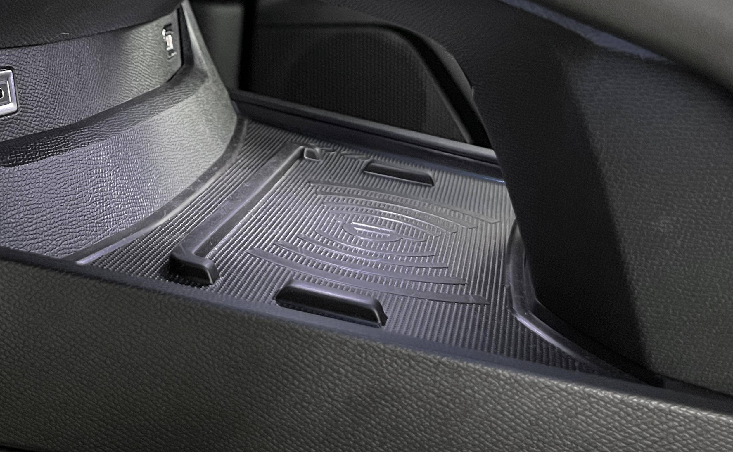 全系1.8T+8AT，新款标致508L售16.37万起，沿用海外版设计_搜狐汽车_搜狐网