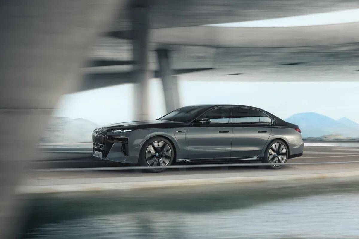 搭载3.0T插混系统 宝马M760Le通过国六b认证 对标奔驰S 450 e L_搜狐汽车_搜狐网