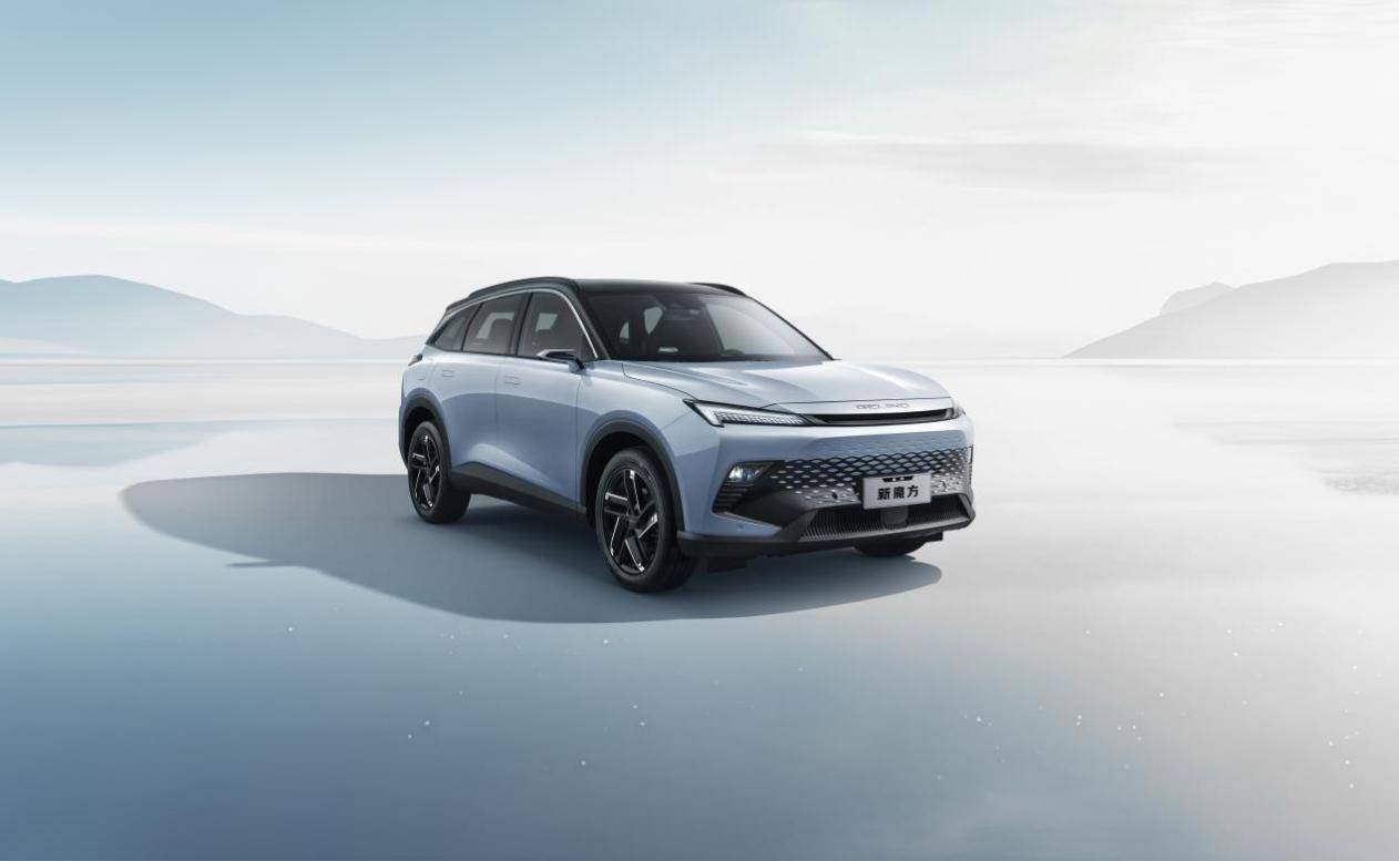 魔方、EU5 PLUS双“上新”，北京汽车“818贾冰嗨购节”正式启幕_搜狐汽车_搜狐网