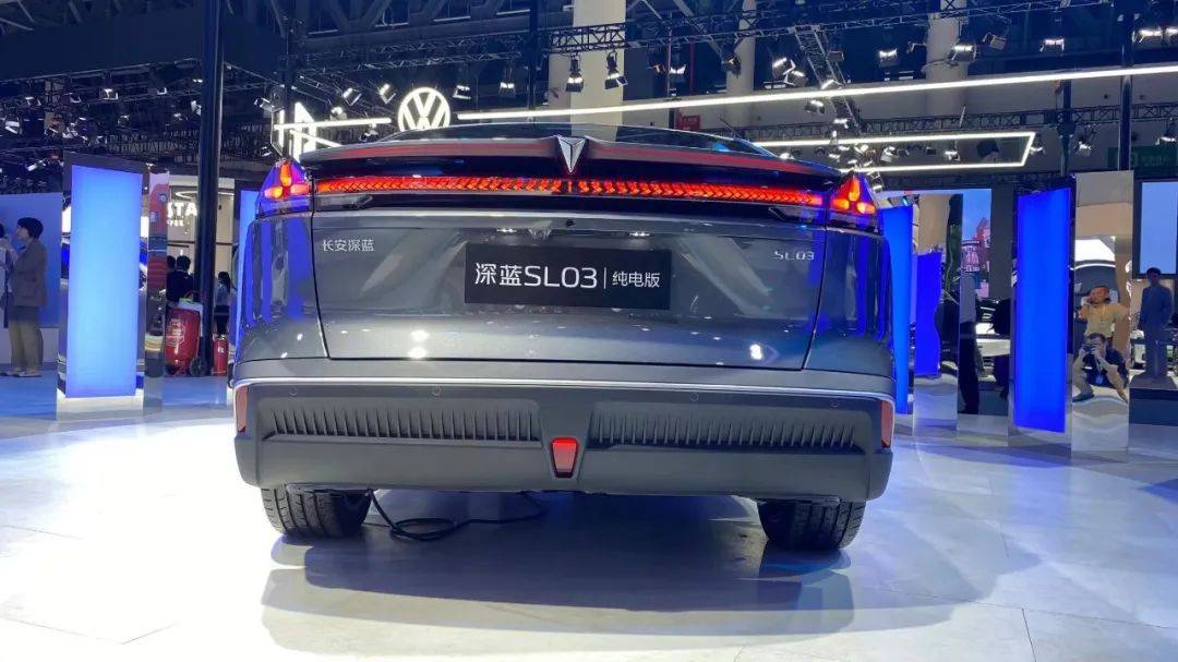 成都车展丨14.59万元起，新款深蓝SL03上市，设计、配置大升级_搜狐汽车_搜狐网