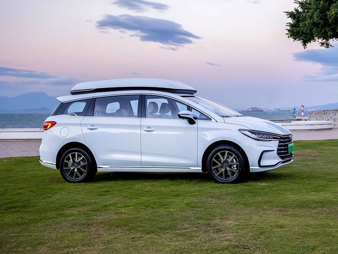 疑似比亚迪“明”发布 全新MPV定位大号宋AMX_搜狐汽车_搜狐网