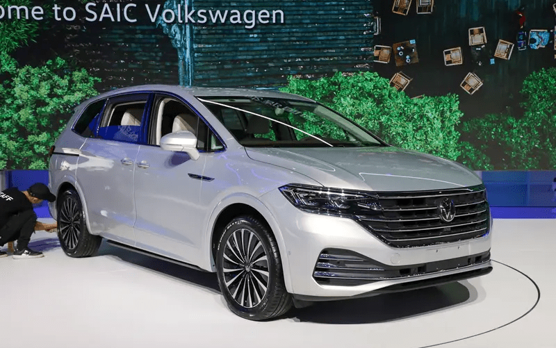 24款威然成家庭用车MPV首选，超越GL8和赛那_搜狐汽车_搜狐网