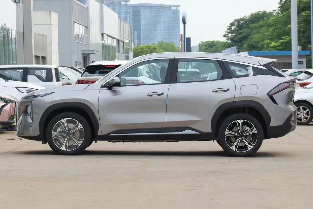 最强混动1.5T，配置给力，综合续航超1370公里，带您全面解析银河L7_搜狐汽车_搜狐网