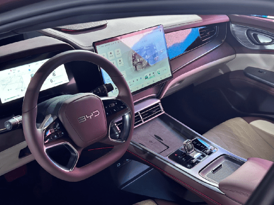 海豹DM-i售16.68万起！亏电油耗3.9L/综合续航1300km，秒杀合资！_搜狐汽车_搜狐网