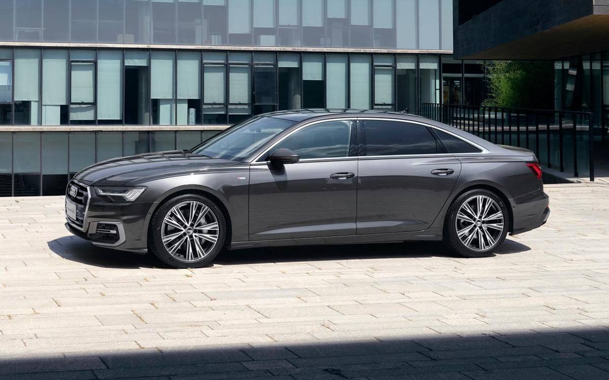 8月售15126辆、成最畅销豪车，事实证明：优惠大的奥迪A6L很吃香_搜狐汽车_搜狐网