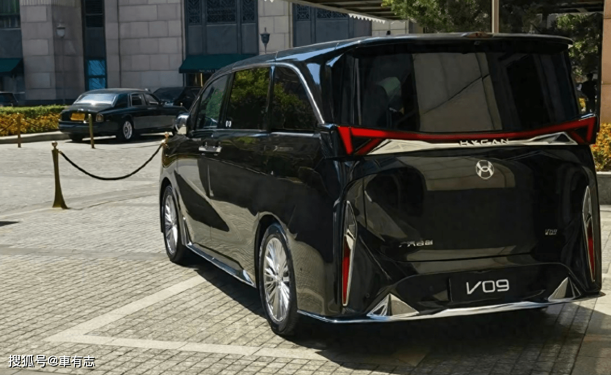 合创V09实车现身，外观霸气，预售32万起，叫板腾势D9_搜狐汽车_搜狐网