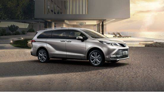 40万级中大型MPV，赛那与别克GL8谁是家用MPV最优选？_搜狐汽车_搜狐网