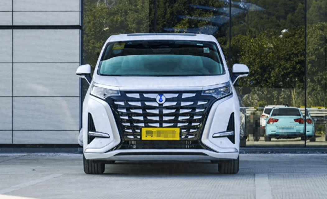 同是高端豪华MPV ，传祺新能源E9与腾势D9如何选购？_搜狐汽车_搜狐网