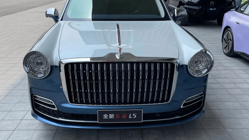或700万起？新一代红旗L5现身街头，长近6米+升降立标，搭V8动力_搜狐汽车_搜狐网