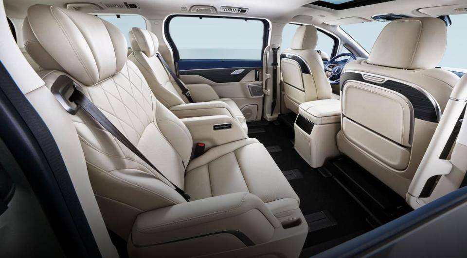 不止舒适！高山DHT-PHEV正式开卖，33.58万元起配四驱、5.7秒破百_搜狐汽车_搜狐网