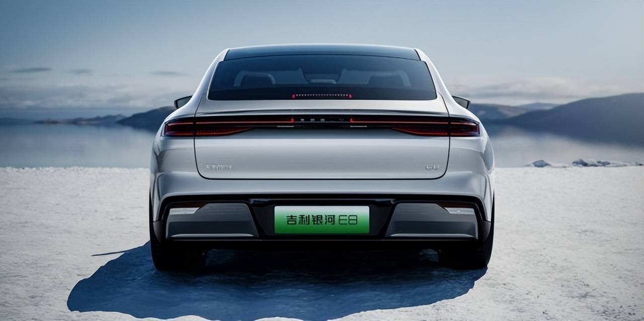 震撼！吉利银河E8价格仅30万起，性能堪比百万级超跑？_搜狐汽车_搜狐网