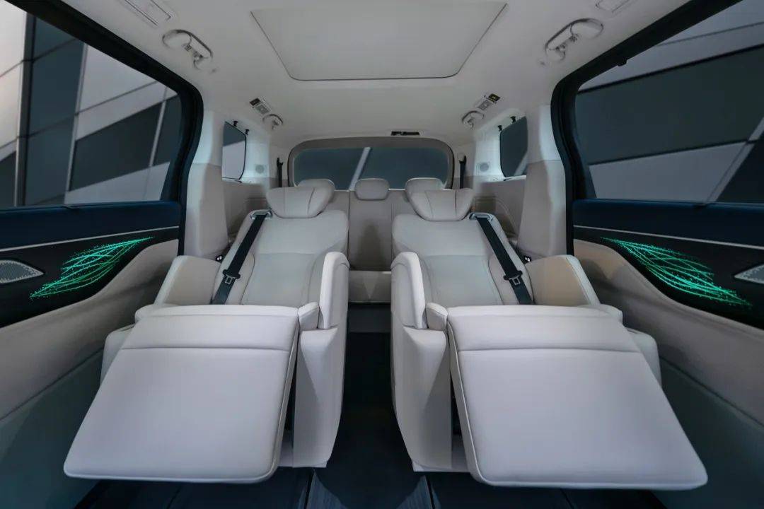 魏派高山MPV上市 售价33.58万元起_搜狐汽车_搜狐网