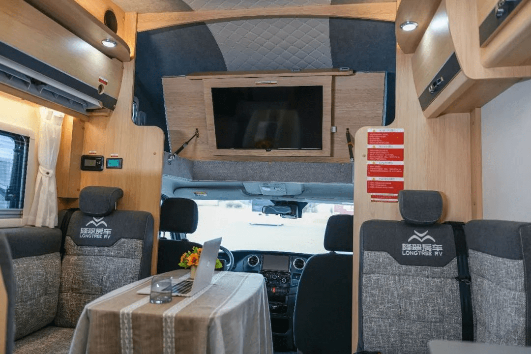 杭州房车展：隆翠凯歌C610亲亲版_搜狐汽车_搜狐网