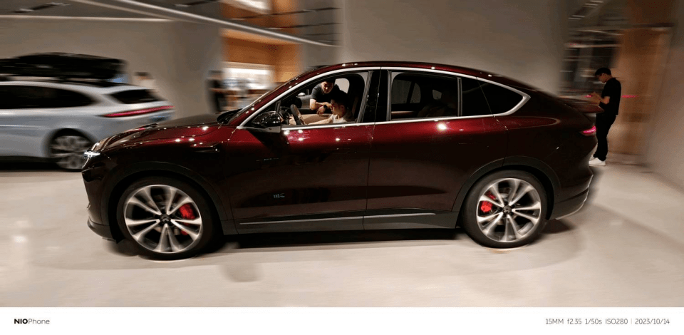 如果要评选最好看的红，那我投EC7的星云红！_搜狐汽车_搜狐网