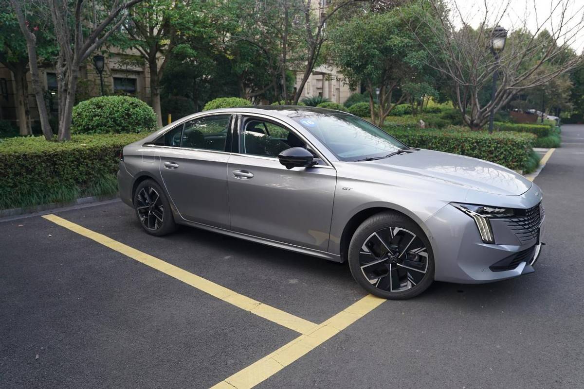 标配即旗舰！新款标致508L上市 售16.37万元起_搜狐汽车_搜狐网