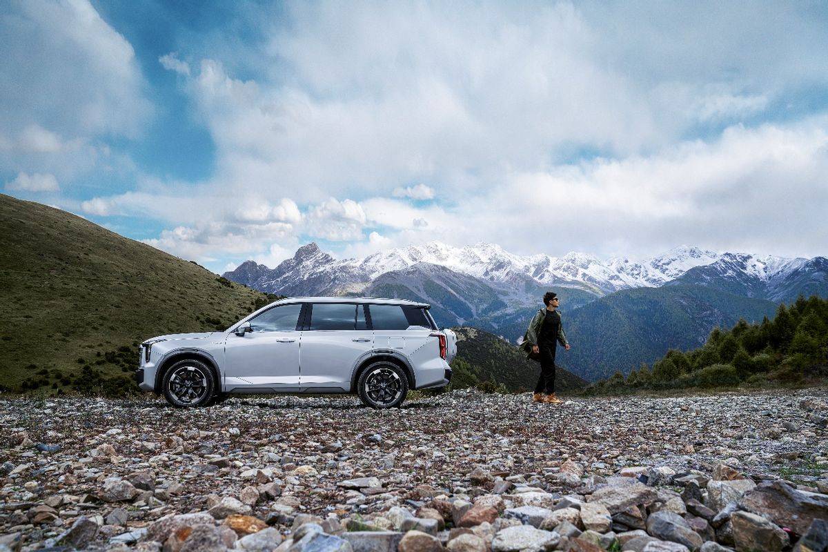 续航1500公里，全尺寸SUV，新能源之光传祺ES9 22.98万起_搜狐汽车_搜狐网