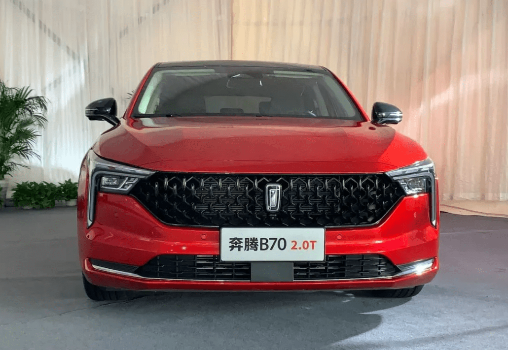 外观惊艳，动力充沛！2.0T奔腾B70的家轿“芯”动力_搜狐汽车_搜狐网