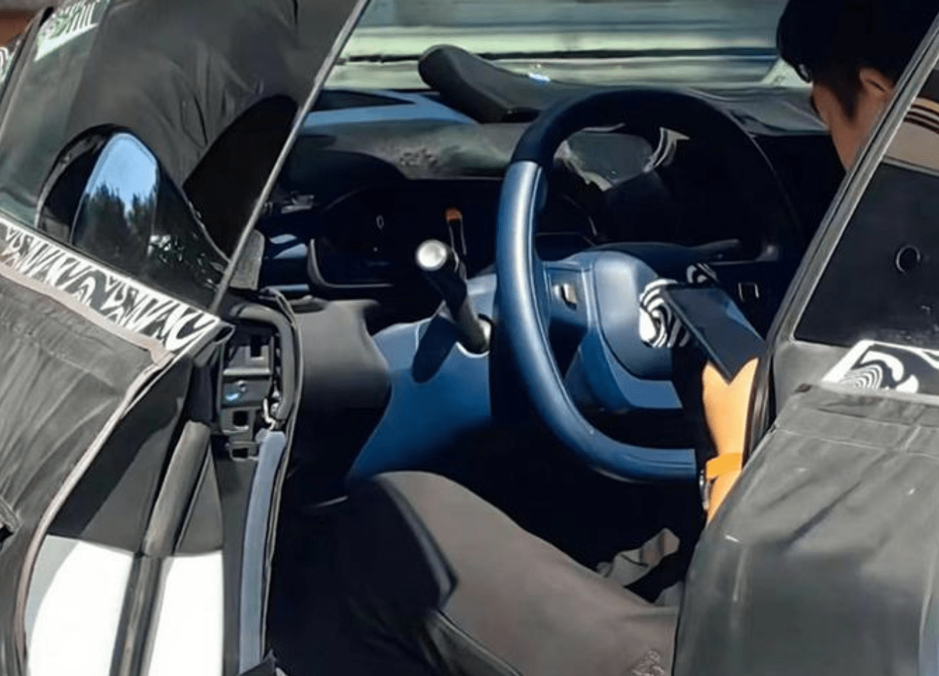 极氪007实车现身，大过Model 3，配无框车门+激光雷达，或20万起？_搜狐汽车_搜狐网