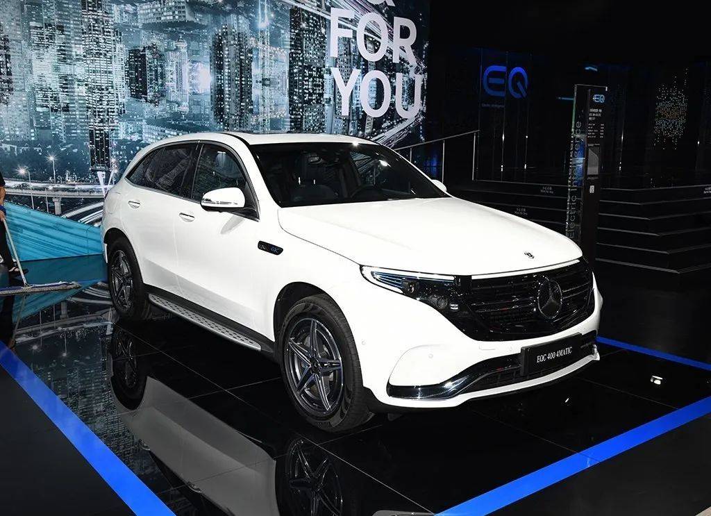 奔驰EQC停车场起火，官方暂未回应_搜狐汽车_搜狐网