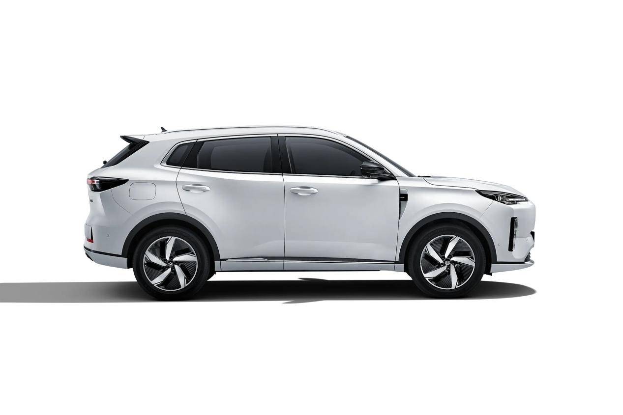 11.99万起，长安启源Q05值得买吗？_搜狐汽车_搜狐网