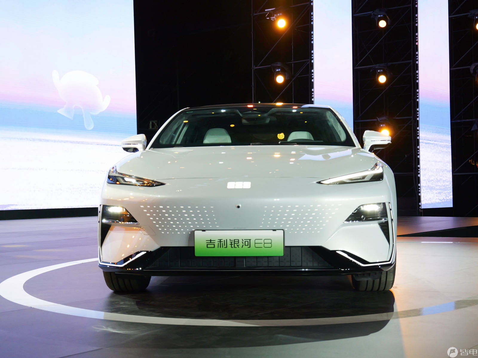 18.8万元起！吉利银河E8正式开启预售_搜狐汽车_搜狐网