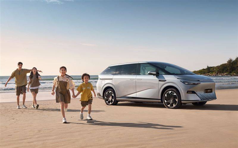 小鹏首款MPV，小鹏X9起价35.98万开卖_搜狐汽车_搜狐网