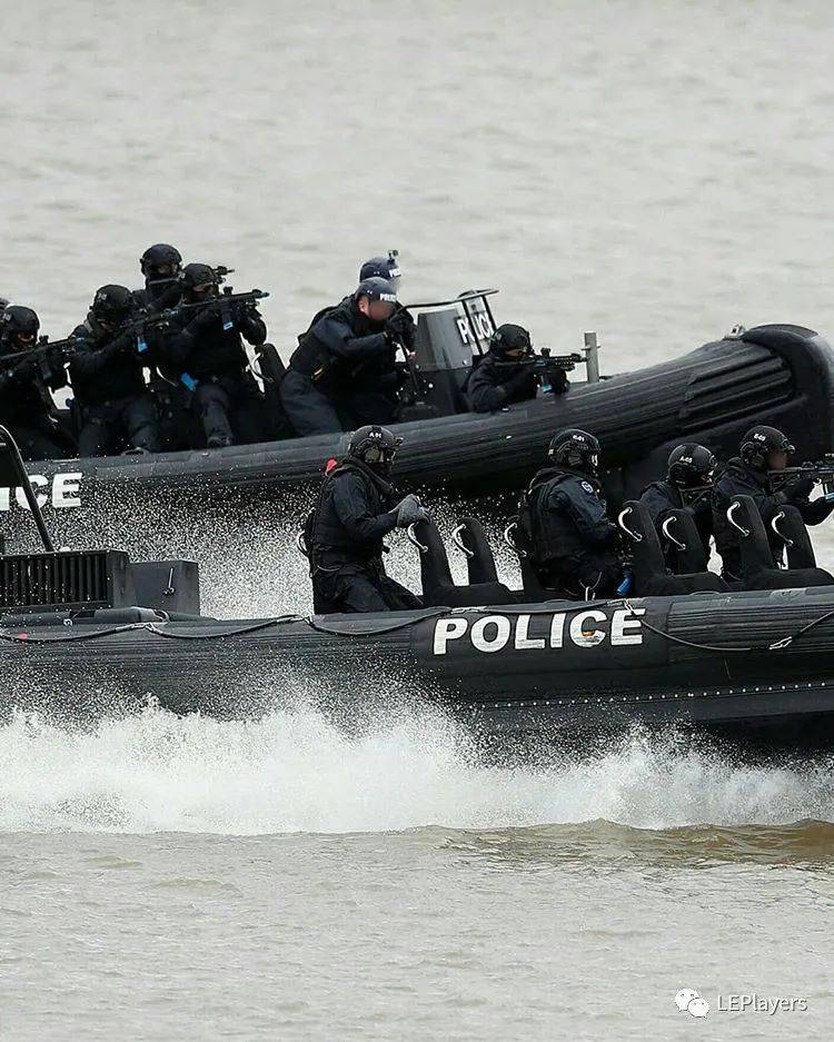 不列颠反恐利剑（1）——CTSFO伦敦分局的装备发展历程_行动