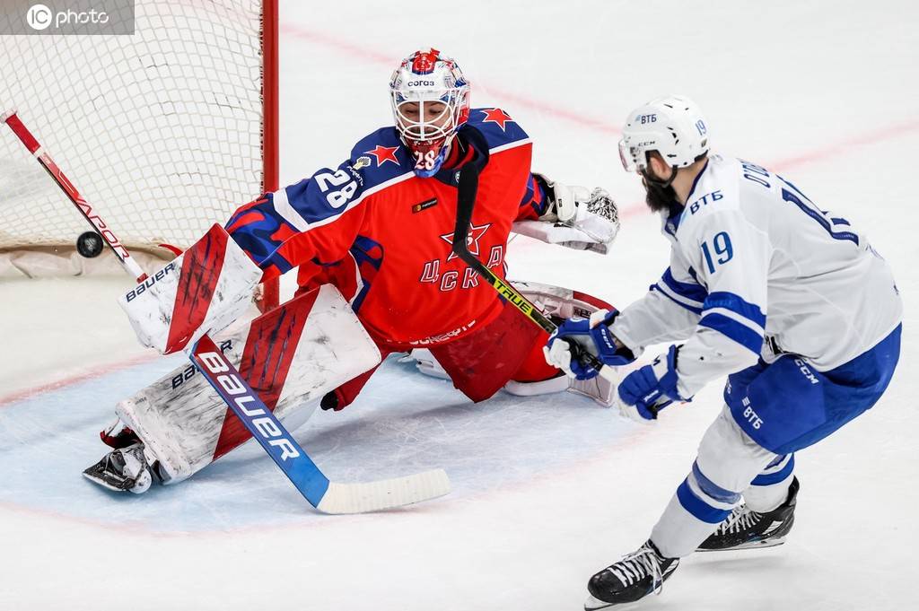 21/22赛季KHL：莫斯科中央陆军2-3莫斯科迪纳摩-搜狐大视野-搜狐新闻