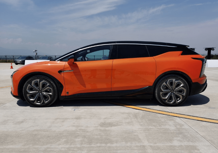 高合HiPhi X卖80万，老板还觉得亏，看他和贾跃亭的关系就明白了_搜狐汽车_搜狐网